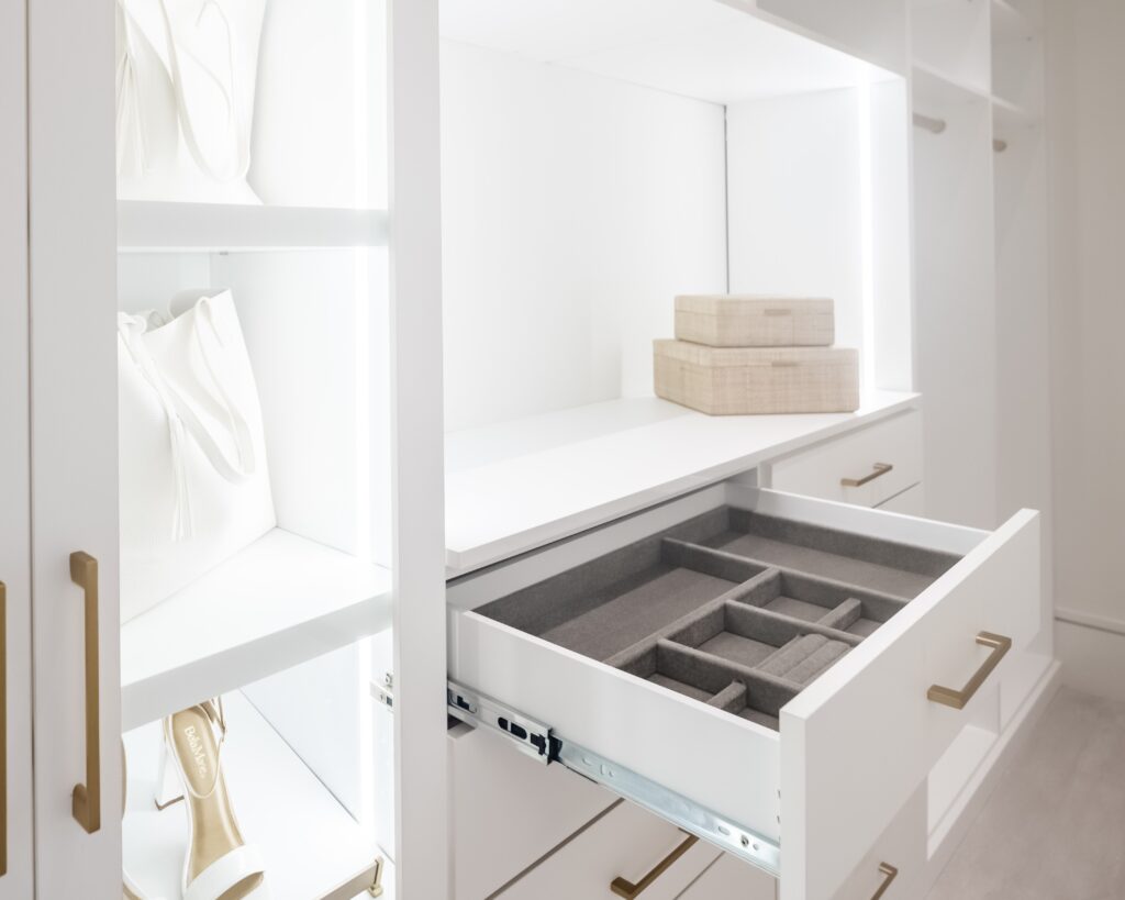 Custom Closet Doors & Sliding Closet Doors | JL Closets